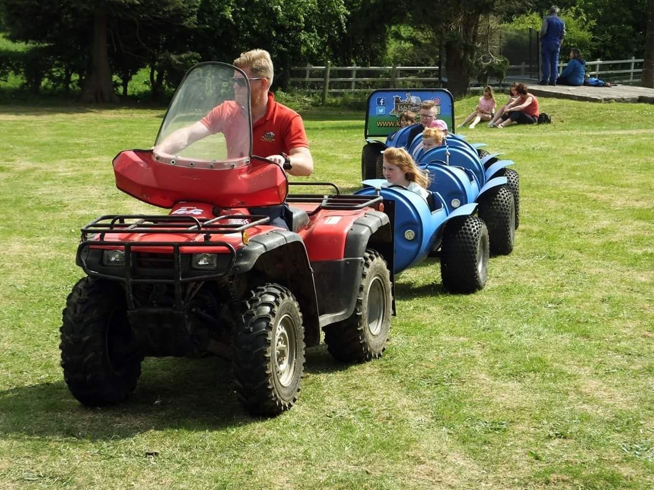 Barrel Train Rides - Kidz Farm