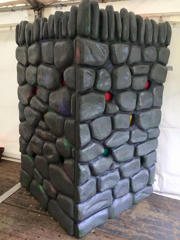 Wall Of Terror - Kidz Farm